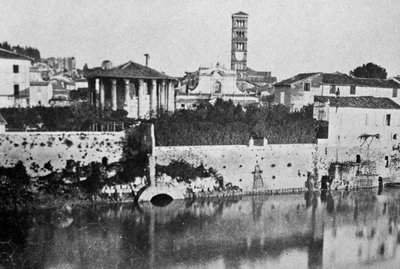 Cloaca Maxima (antikes Abwassersystem) und Tempel der Vesta oder des ...